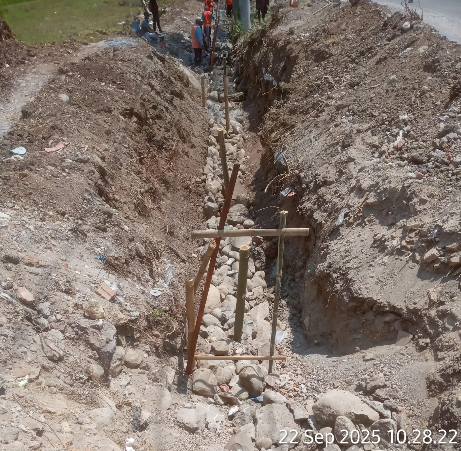 Pekerjaan Rehab Drainase Ruas Klitik Dimong Madiun Oleh CV Bima Madiun ...